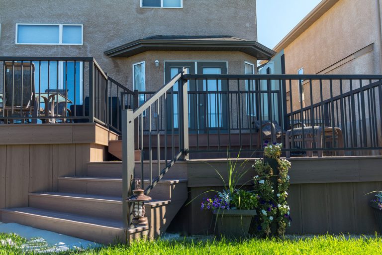 Picket Railing - An In depth Comprehensive Guide